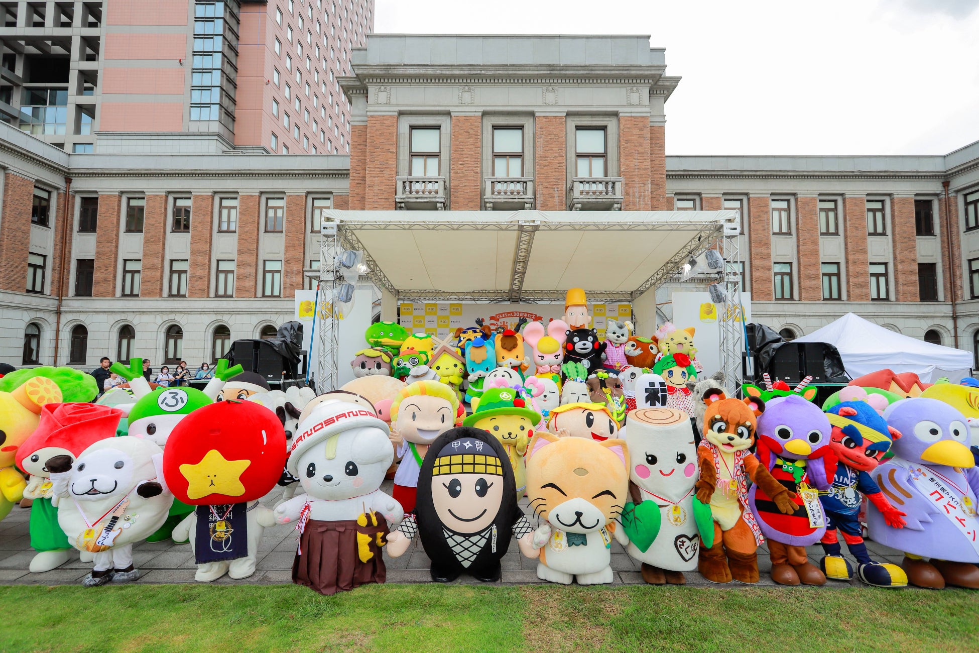 2日間で約31万人が来場!ぐんまちゃん30周年記念「ご当地キャラカーニバル」 エンタメラッシュ
