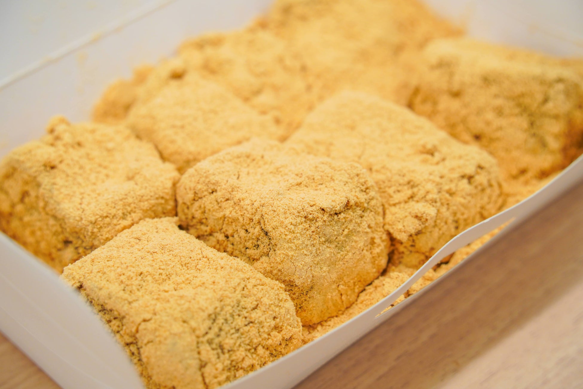 とろっとろな食感で話題の「とろり天使のわらびもち 尼崎園田店」9月30日オープン! グルメプレス