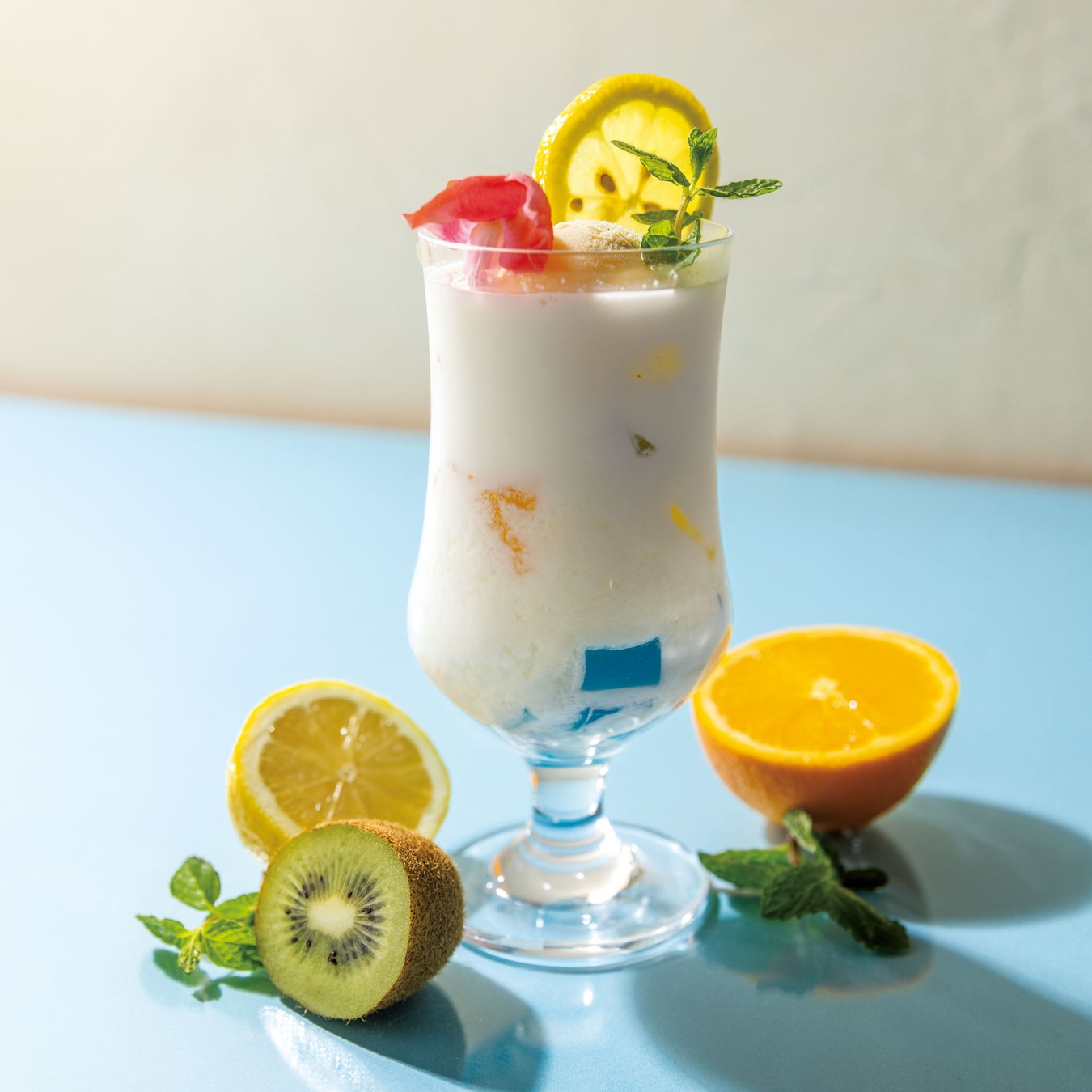 【期間限定】4月17日月より全国の倉式珈琲店にて「初夏のフルーツドリンクフェア」を開催 グルメプレス