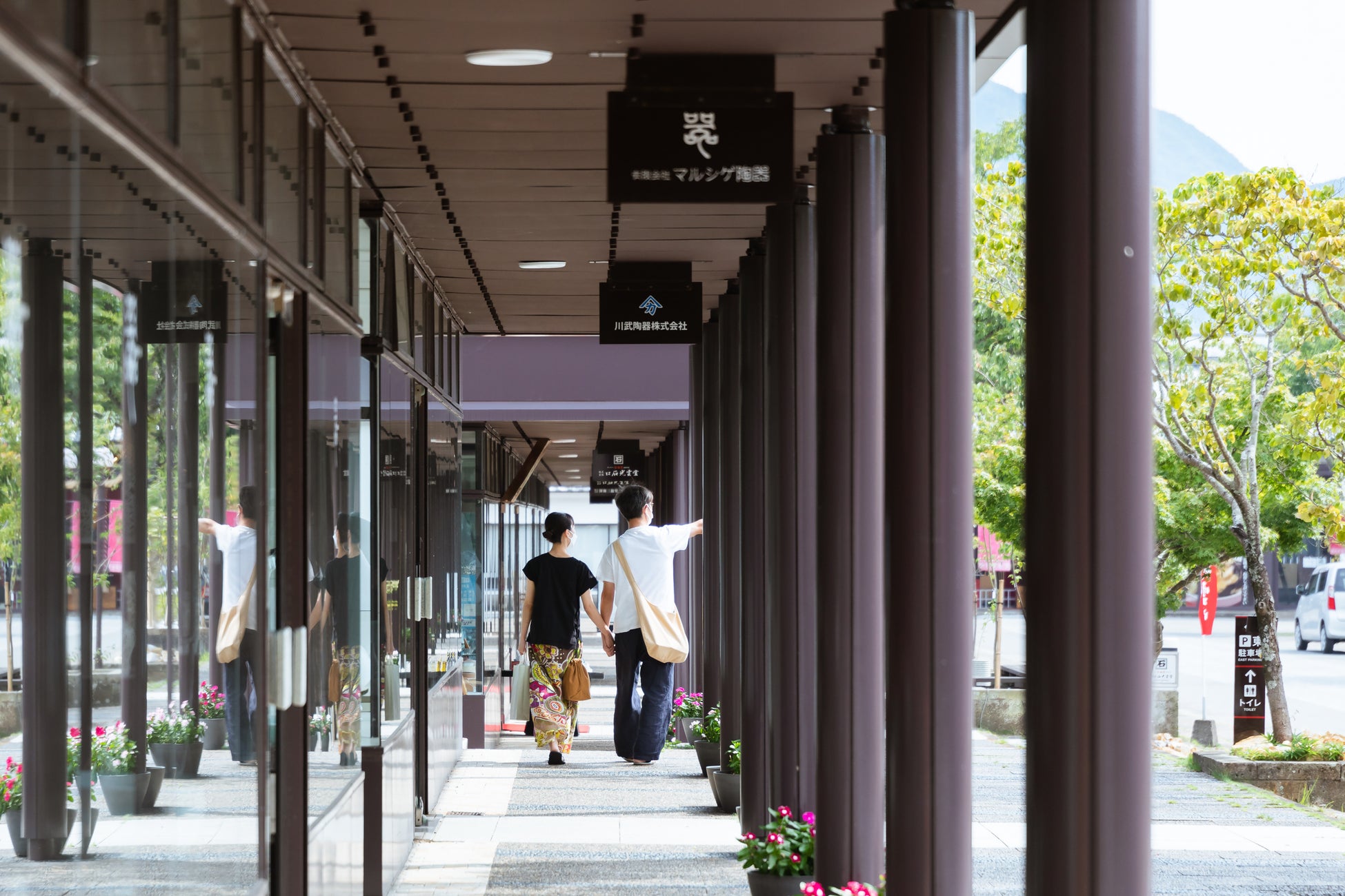 Gwは有田陶器市へ!22の陶磁器専門店が集まる「アリタセラ」で、有田焼・波佐見焼の掘り出し物を探そう トラベルスポット