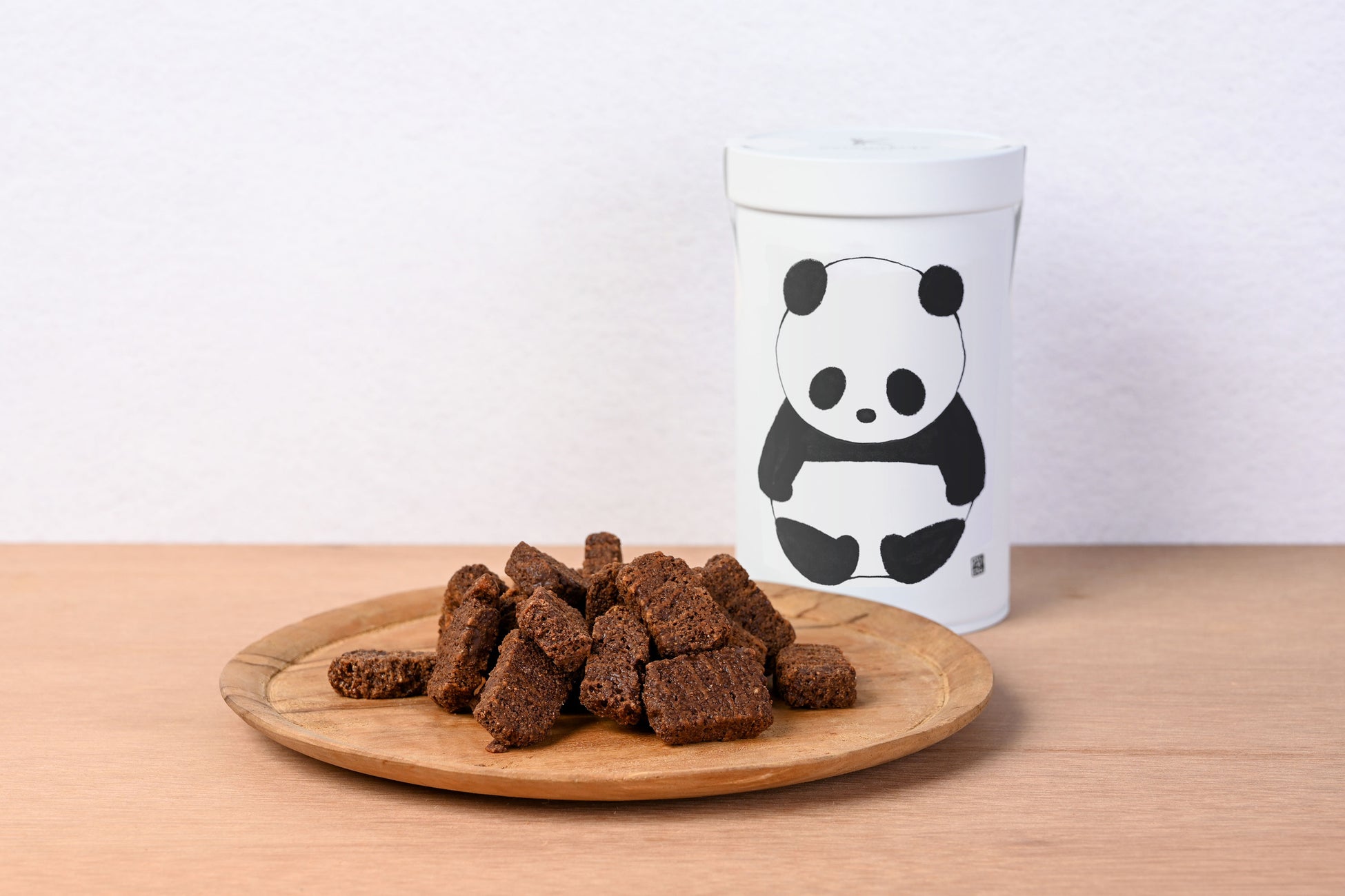 【カタヌキヤ新店舗オープン記念】「パンダバウムのはじっこチョコラスク」がかわいい缶入りに&スタンドパック入りのお取扱い場所が増えます グルメプレス