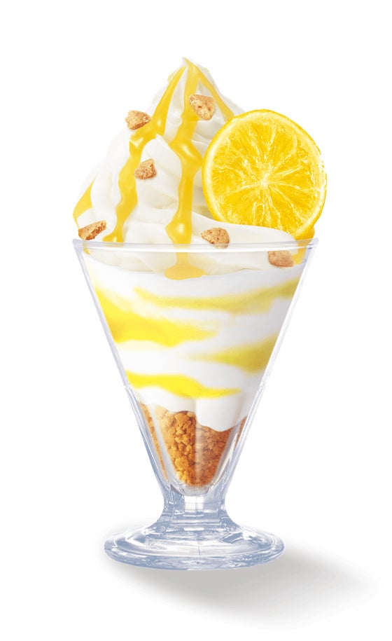 春夏にぴったりなパフェ仕立て 甘く濃厚な味わいのクリームと爽やかなレモンのハーモニー ミニカップ『レモンクリームパフェ』4月25日火より
