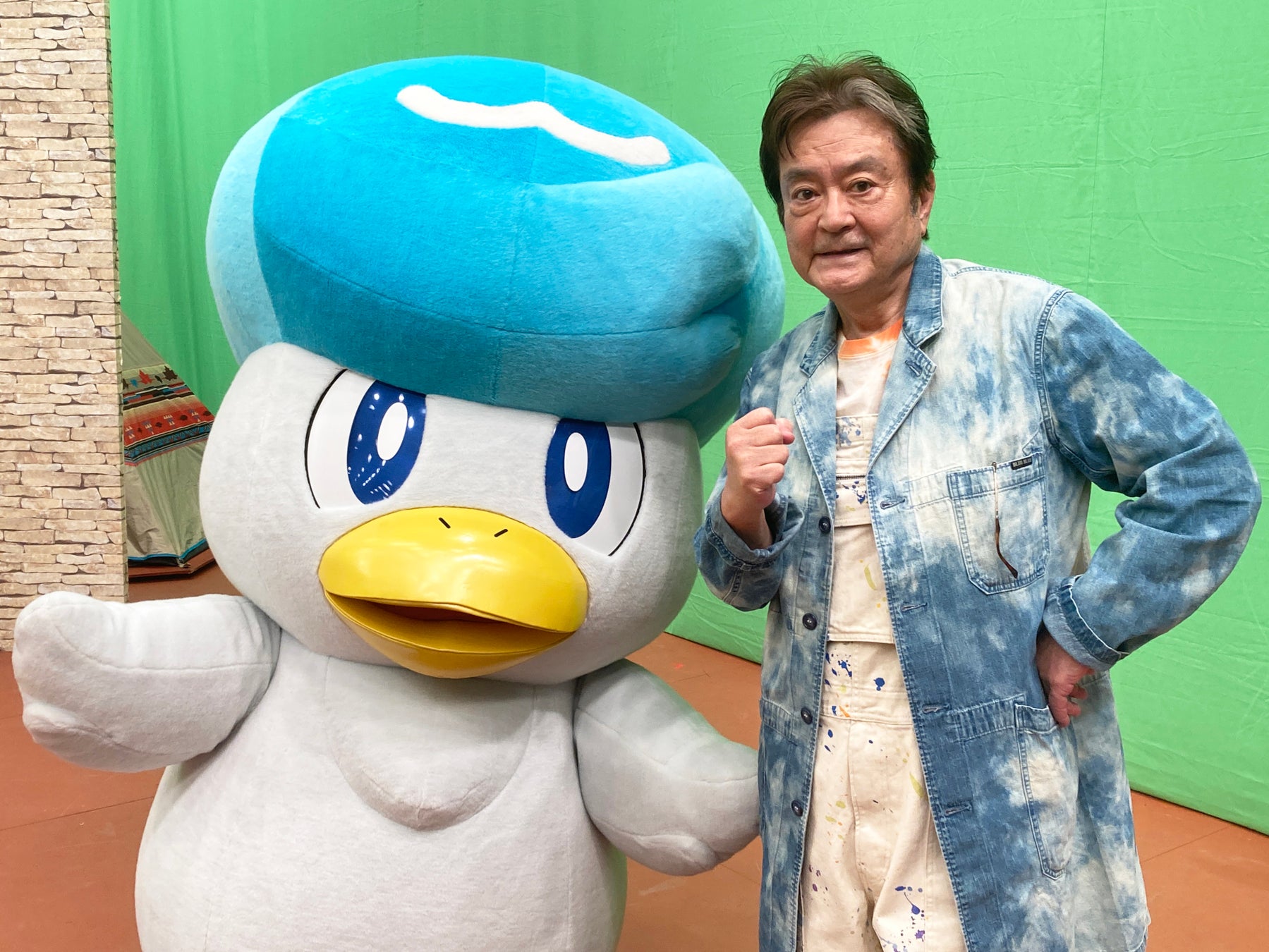 大御所俳優・大和田伸也さんがポケモン初心者の本田望結ちゃんと共にポケどこ初登場!幻のポケモン・ミュウとの記念写真も撮影