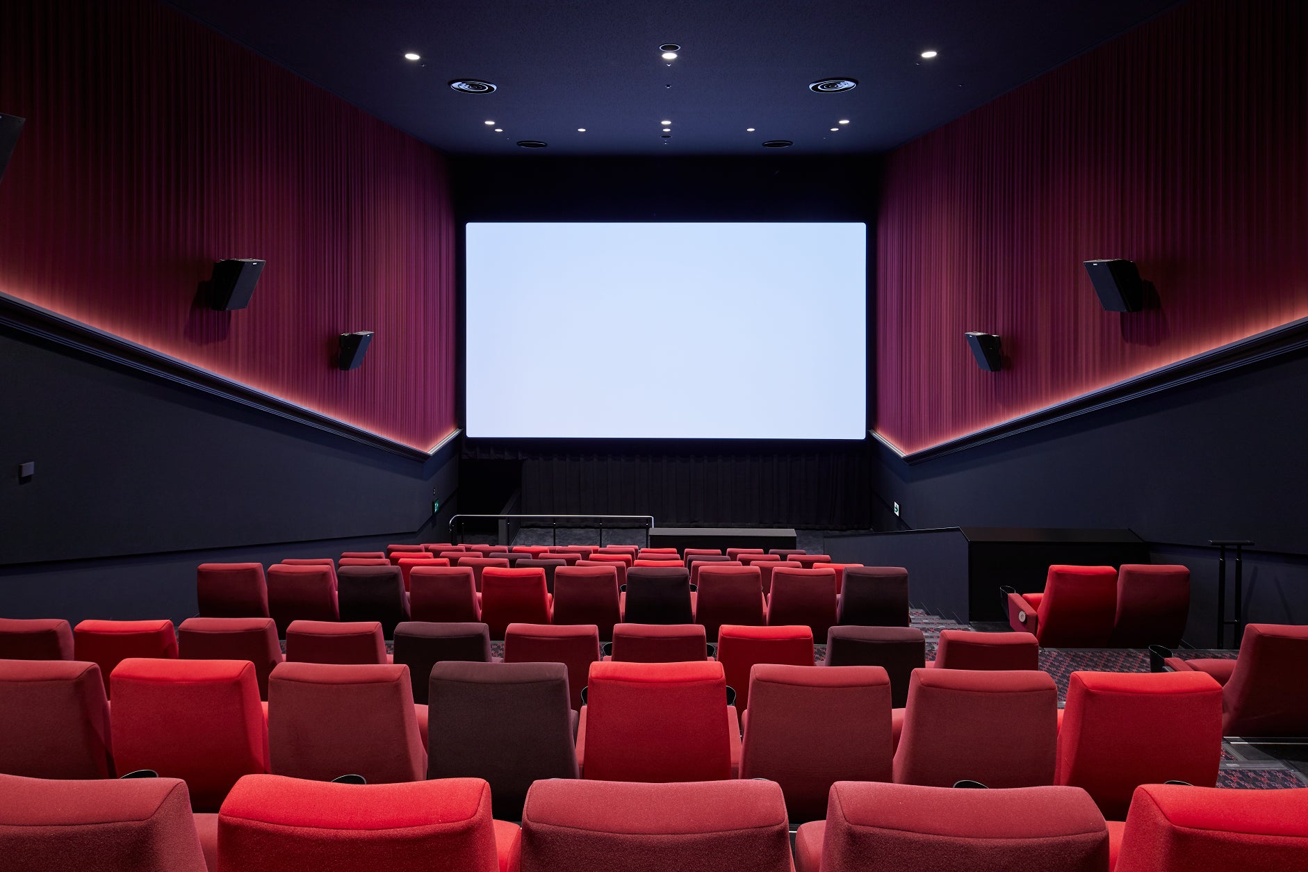 【twitterで応募できる!】グランドシネマサンシャイン 池袋のスクリーンを貸切ってお好きな映画を鑑賞!「特別な思い出に 貸切キャンペーン