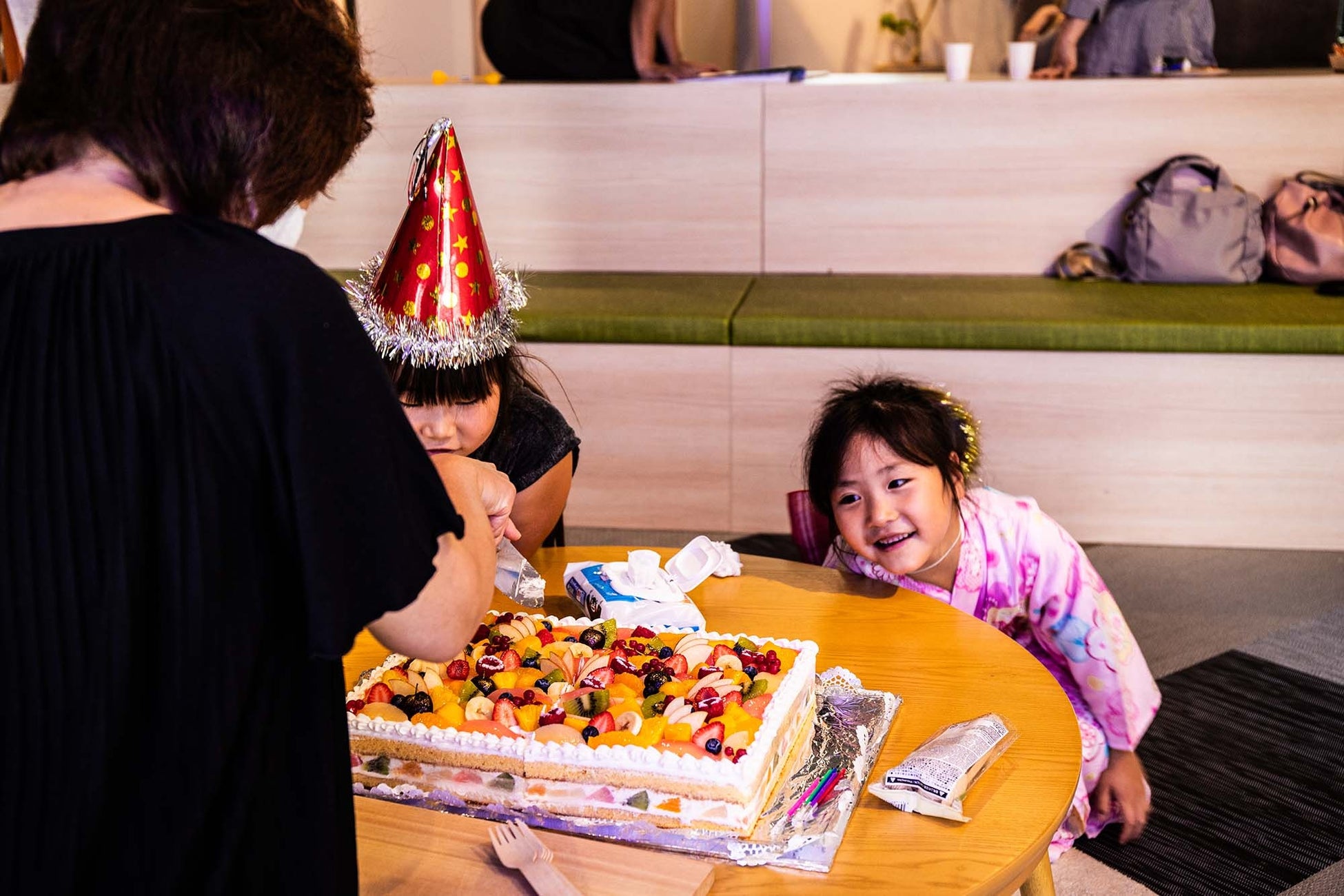 「町の飲食店・支援企業」×「大型国際学生シェアハウス」のタッグで実現!世代も国籍も超えて、地域が一体となる『子ども食堂 スペシャル版』を初開催