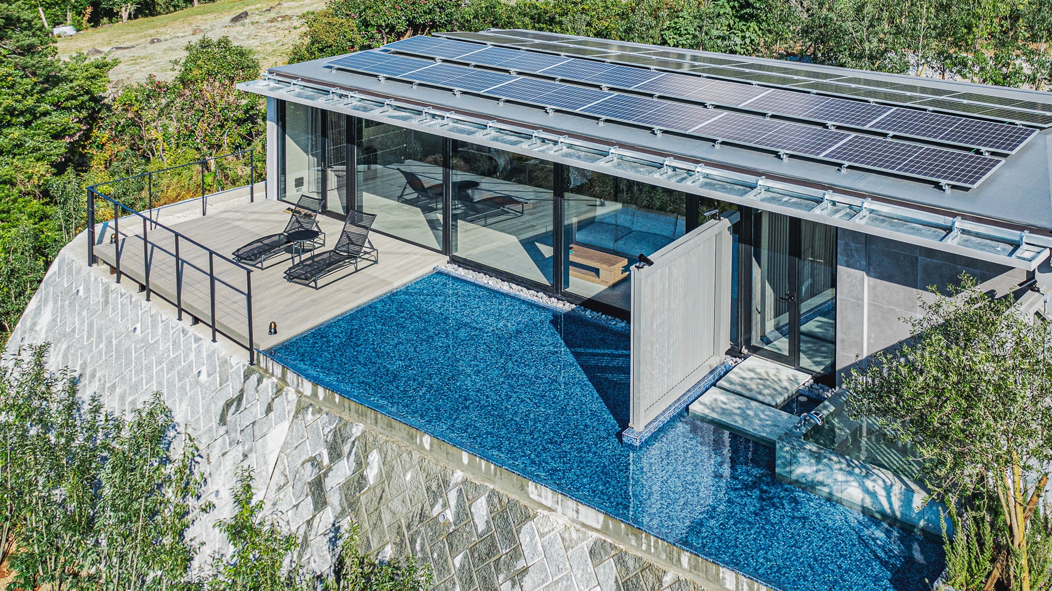 12月10日オープンのSDGsホテル「WEAZER西伊豆」が本日予約受付開始！100%自然エネルギーで暮らす、1日1組様限定の絶景宿。最新 ...