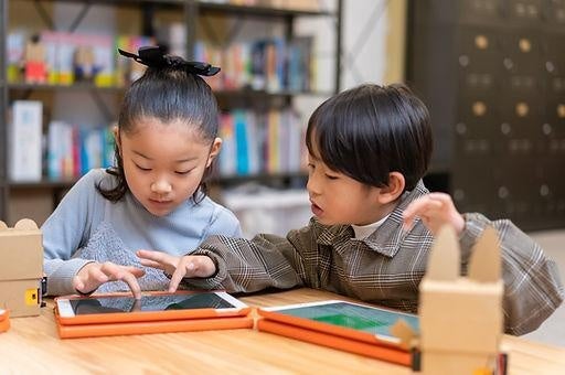 作った作品はオフィシャルHPにて掲載！プログラミングを通じて、非認知能力の一つである創造力を成長させる1日限定の特別講座「embot spring lab」を開催いたします！ | 株式会社e ...